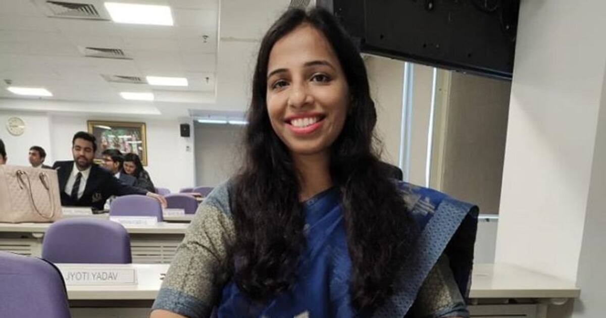 Success story of Ahinsa Jain who became an IAS officer after several ...
