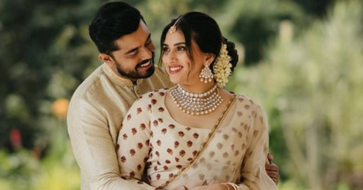 Malayalam actor Jayaram's daughter Malavika gets engaged; Check wedding ...