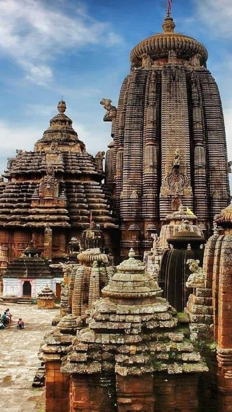 The Magnificence of 7 Largest Temples in the World