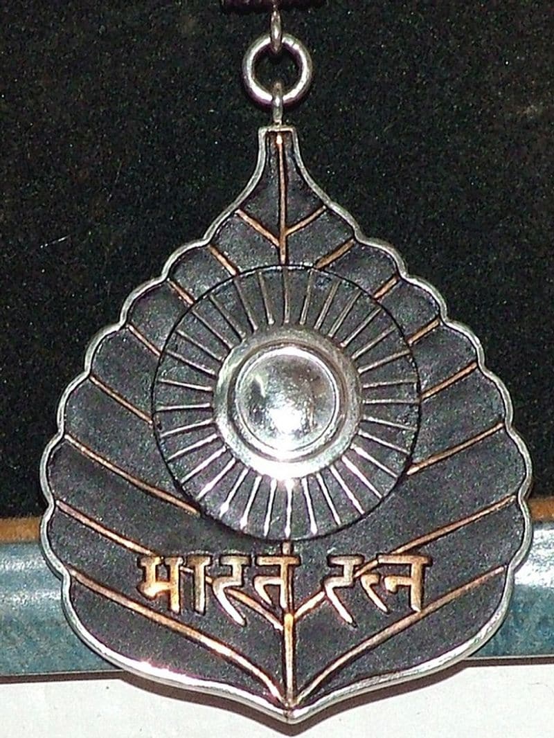 Fascinating Facts about the Bharat Ratna Award