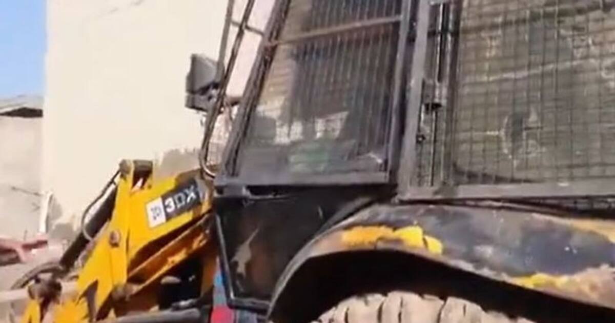 'Armoured JCB' for peaceful protest? New video raises doubts about ...