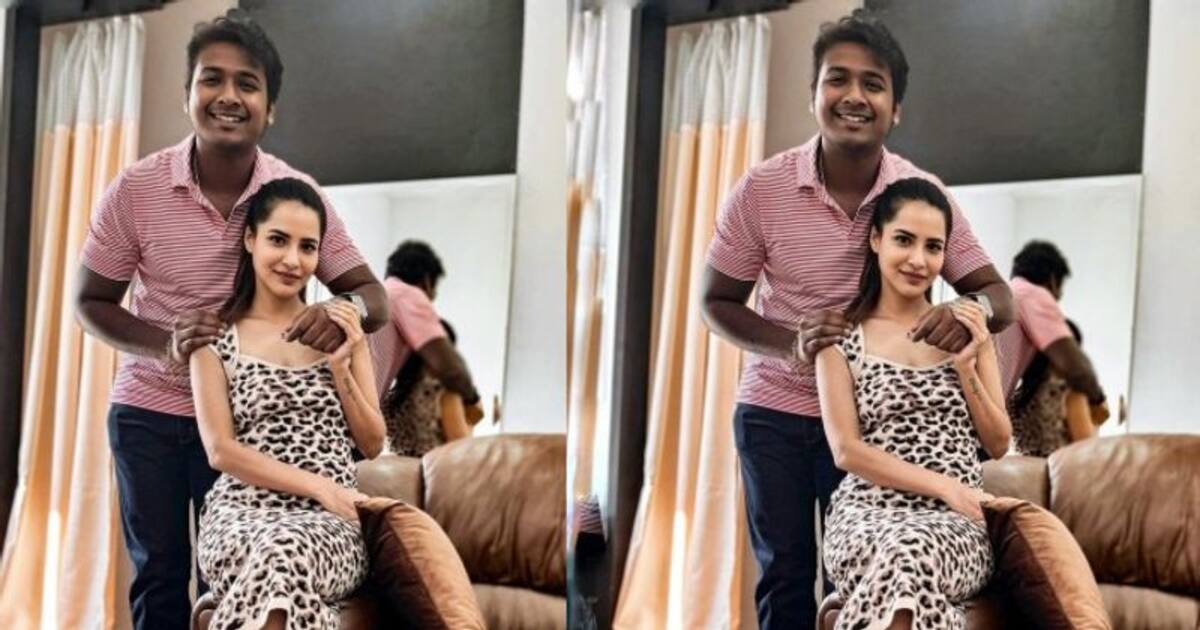 Bigg Boss Fame Ashu Reddy Interesting Post about singer Rahul Sipligunj NSK