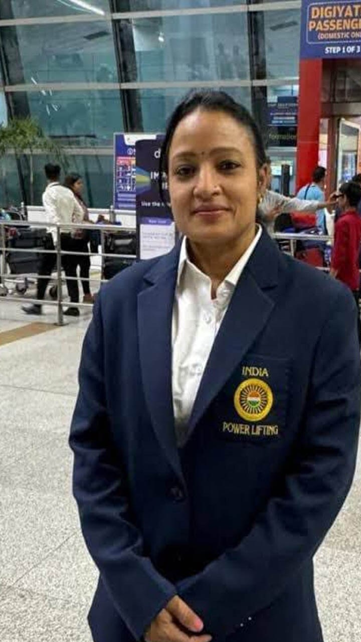 This 40-year-old mother is defying limits as a powerlifting champion