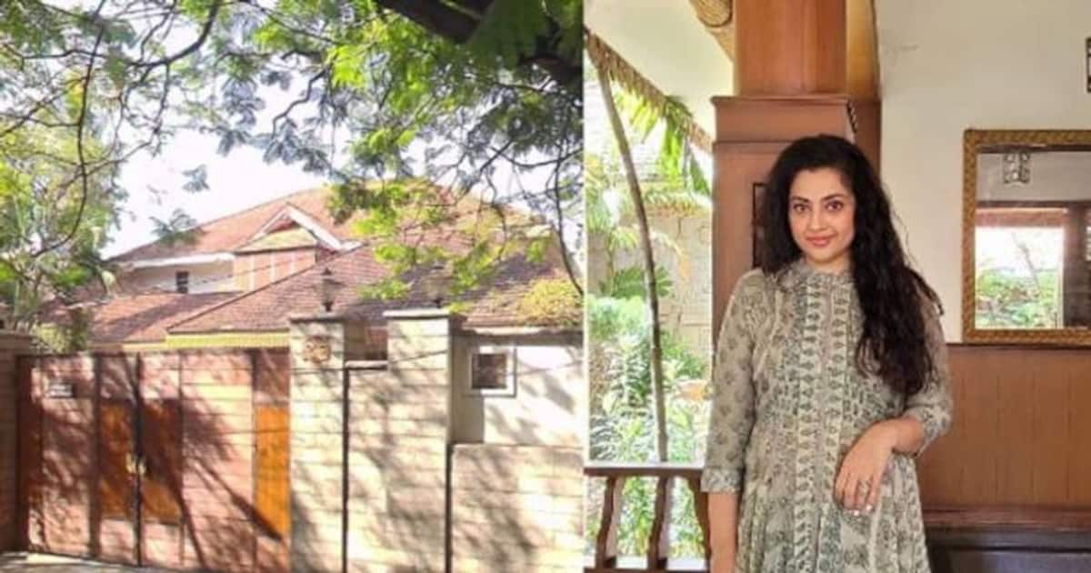Actress Meena'S House & Networth | சிற்பங்கள்.. ஓவியங்கள்.. சுற்றி ...