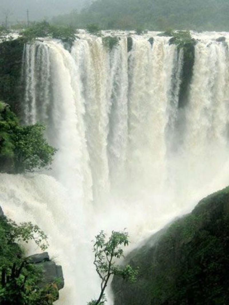 From Dabbe to Hebbe falls; 5 lesser known waterfalls of Karnataka
