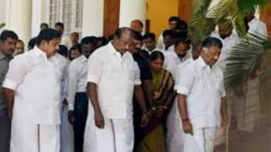 இன்று அதிமுக எம்எல்ஏக்கள் கூட்டம்.!! எத்தனை பேர் வருவார்கள் ...