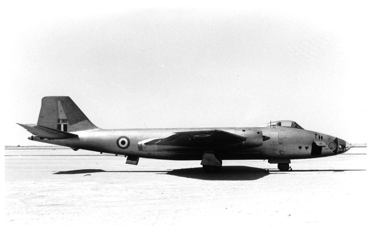 IAF's Canberra Jets: India's first generation jet bomber turns 60. Here ...