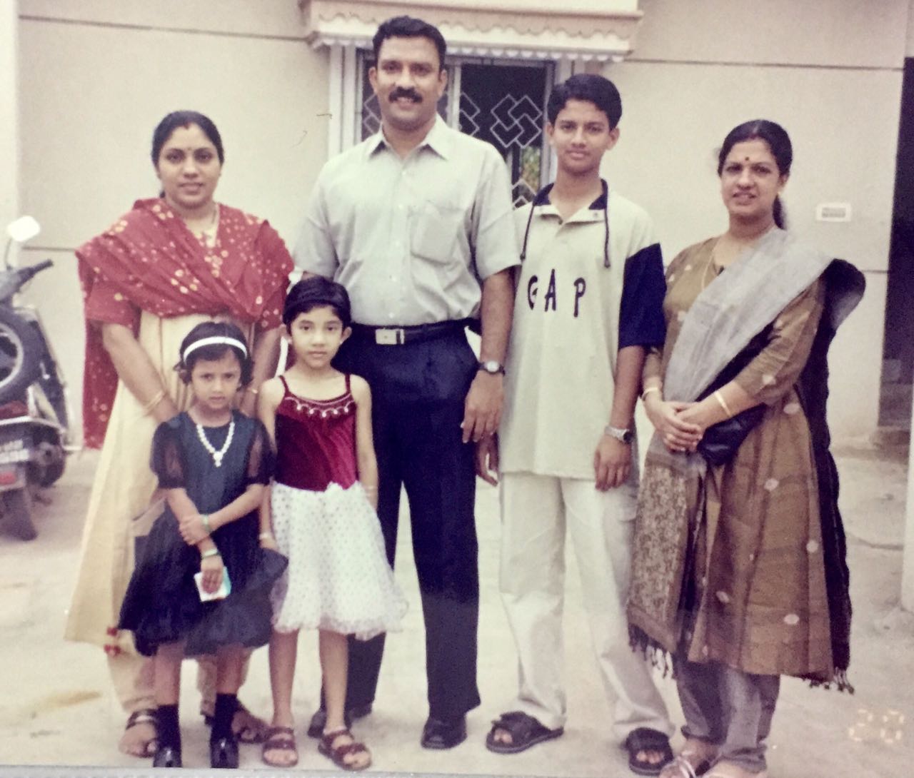 പ്രണായാതുരമായ ദിനങ്ങളെ ഓര്‍ത്ത് അനിതാ സത്യന്‍