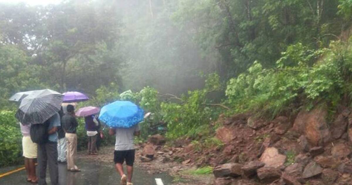 Heavy rain lashes Kerala, triggers landslides in Idukki, Wayanad