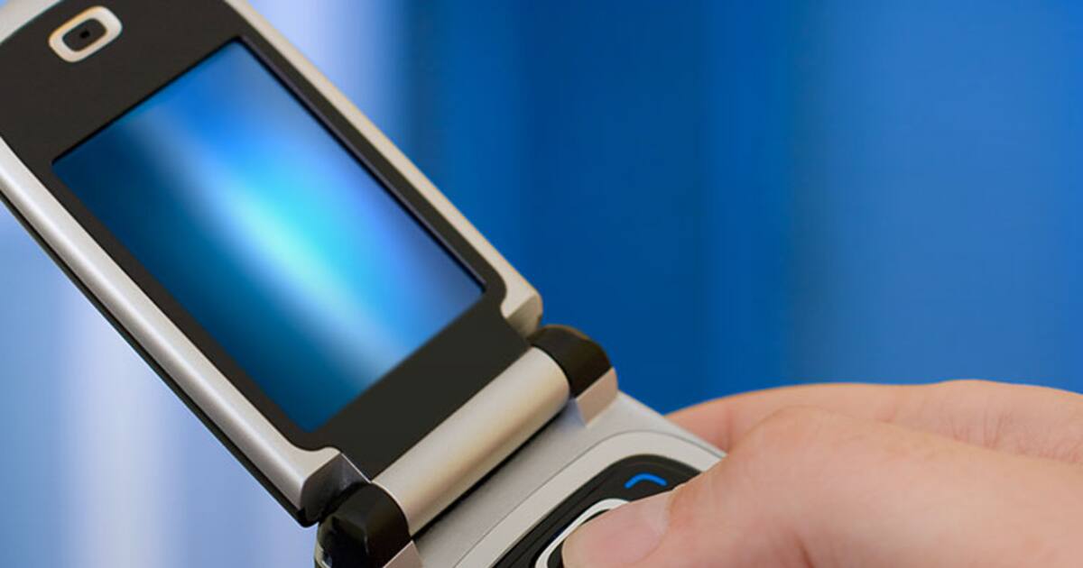 Samsung to bring foldable phones: Iconic flip phones from the past