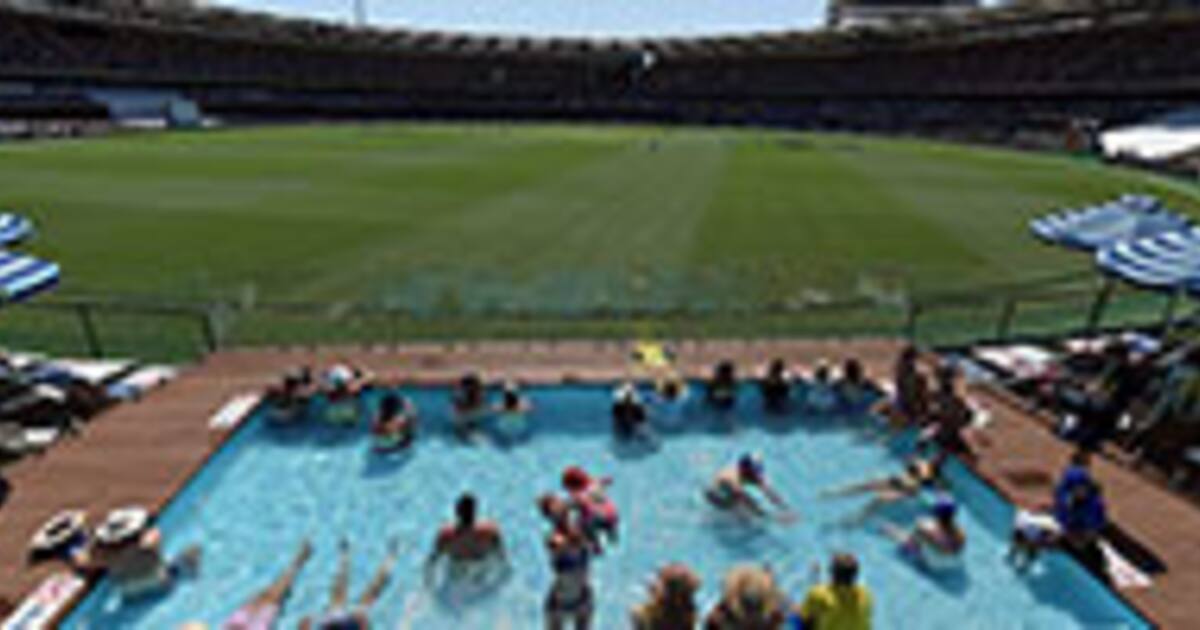 Aus vs Pak: Wait what? There is a swimming pool inside Gabba!