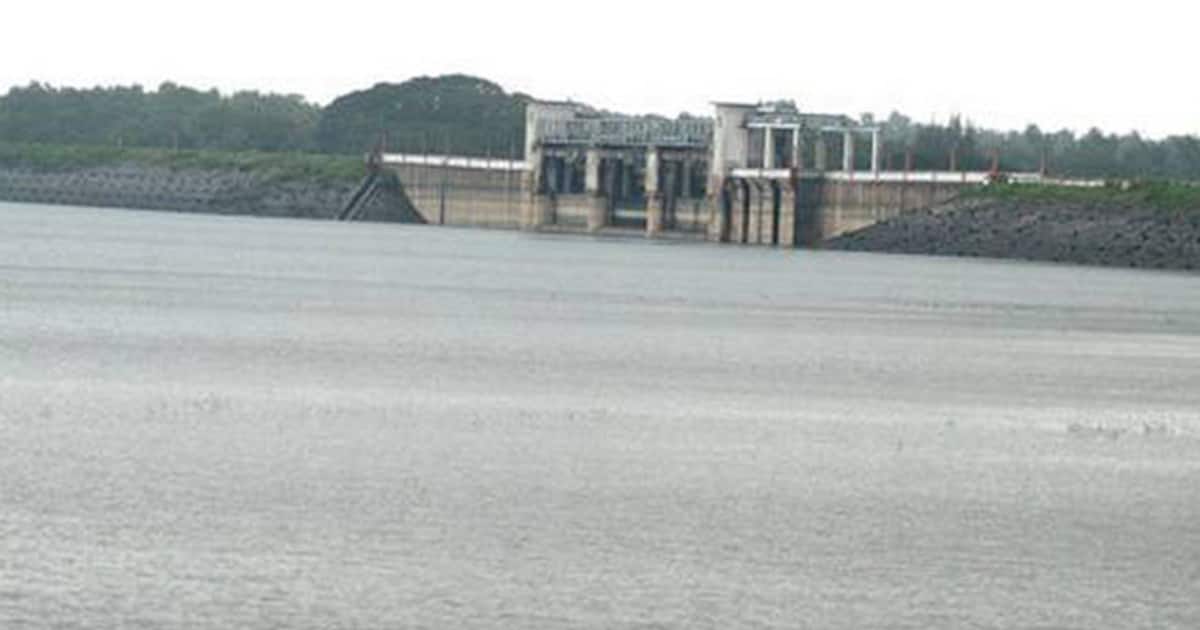 വാളയാര്‍ ഡാമില്‍ മൂന്ന് പേരെ കാണാതായി